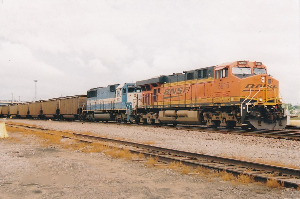 BNSF 5916 East